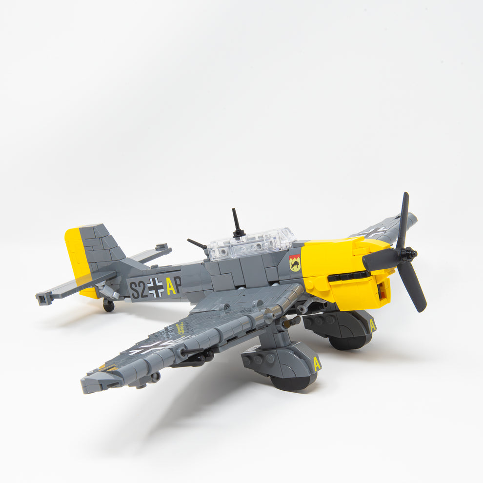Junkers Ju 87 B-2 Stuka | 1:45 Scale. – Panzer Bricklabs