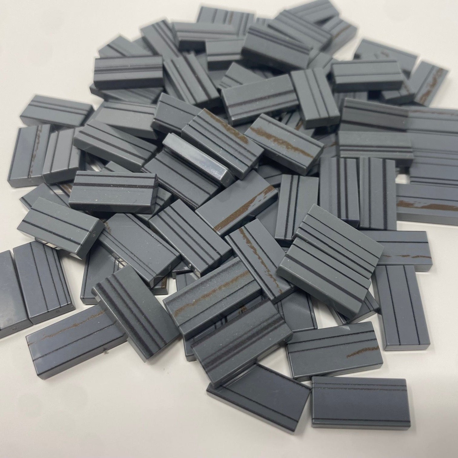 WW2 European Roofing tiles 2x2 - 100x – Panzer Bricklabs